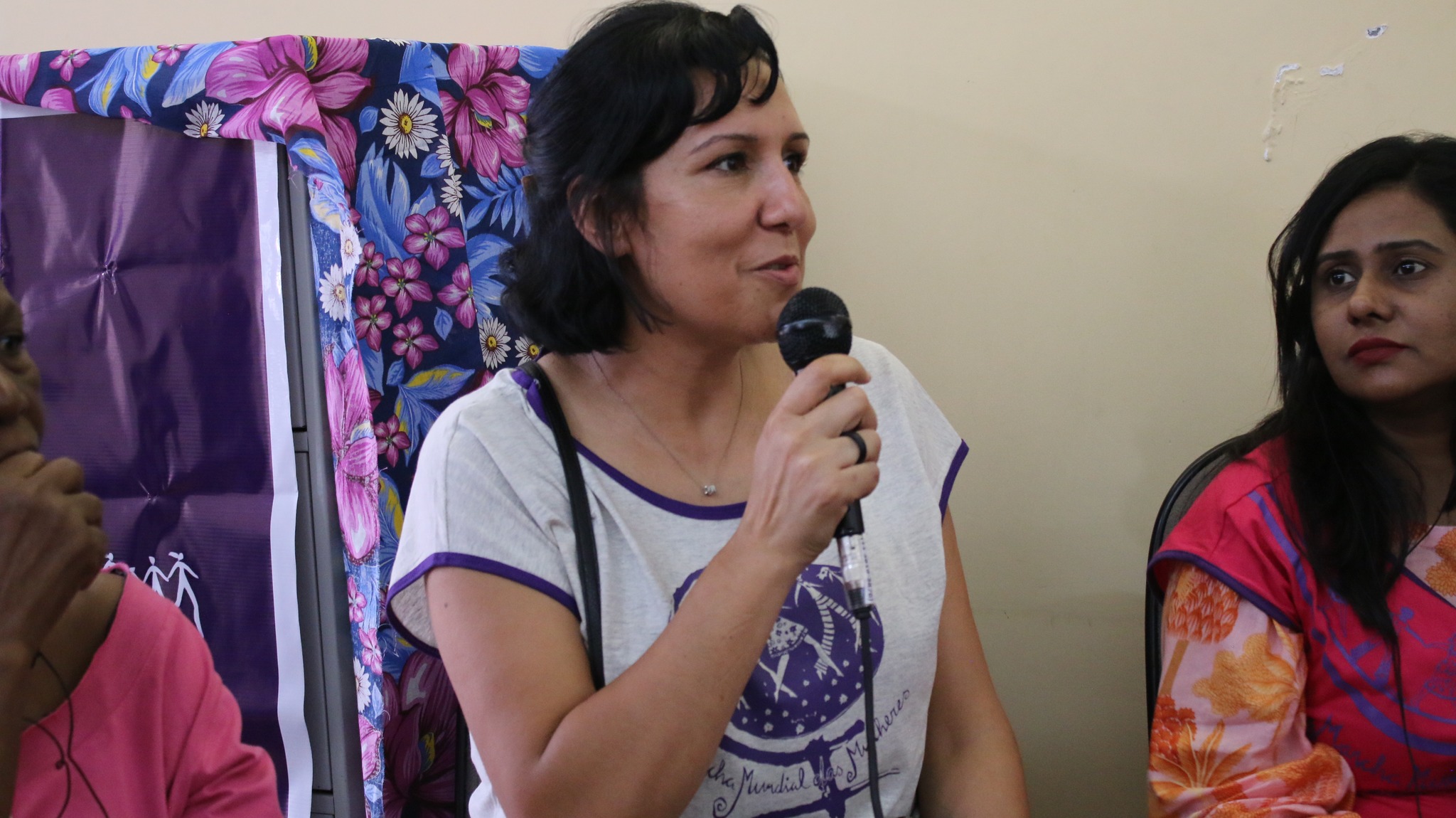 Lutas feministas ao redor do mundo: roda de conversa na SOF reuniu ...